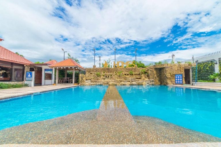 Tarlac Hotels: 16 Best Hotels In Tarlac - Gamintraveler