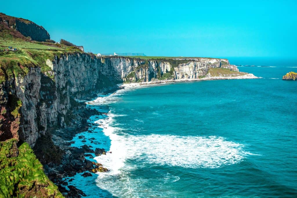 20 Things Tourists Do In Ireland That Make Locals Cringe