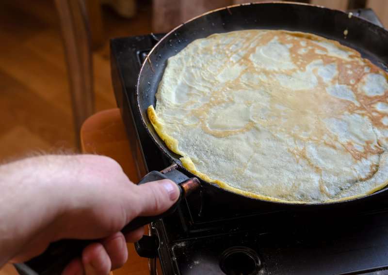 The Classic French Crepe Recipe That Works For Breakfast, Lunch, And ...