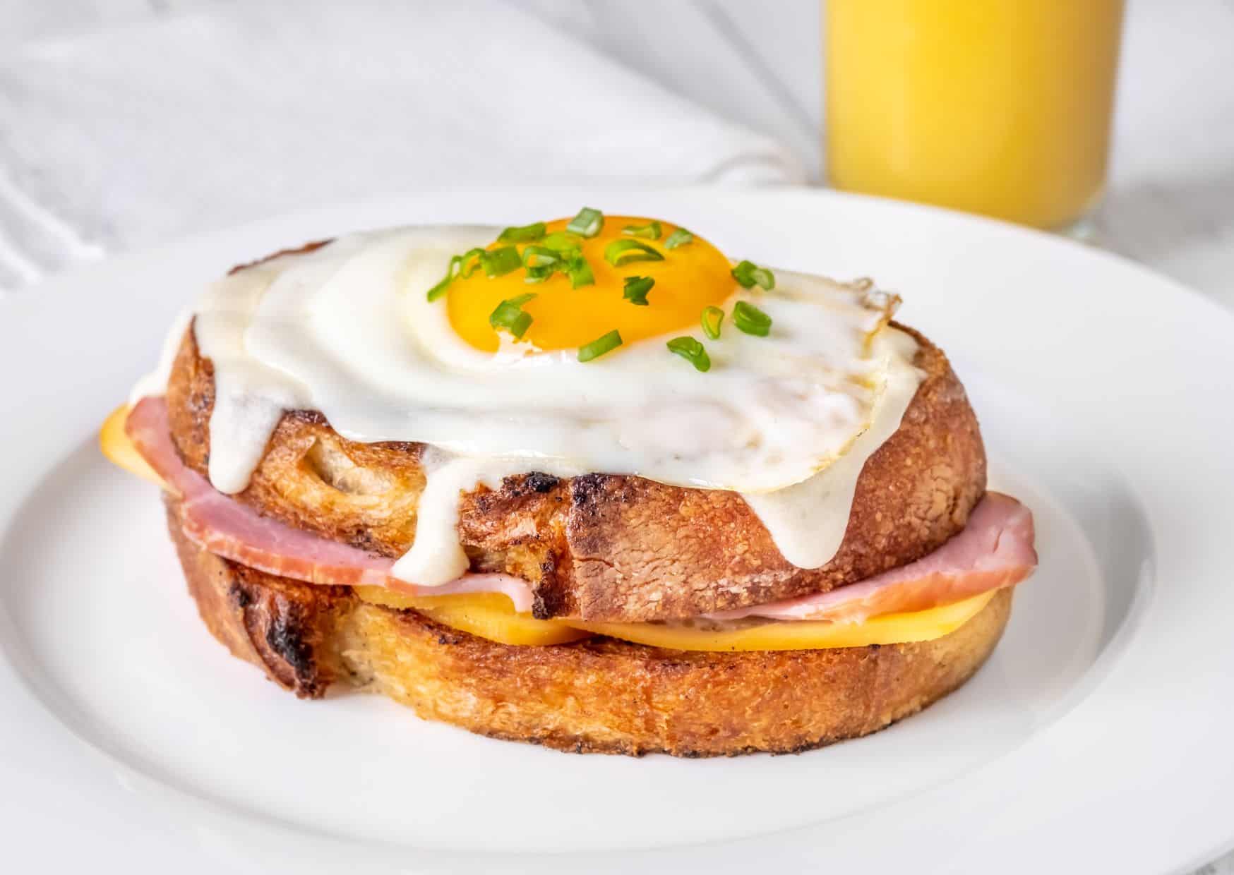 Most Popular French Foods: How To Make Homemade Croque Madame (Recipe ...