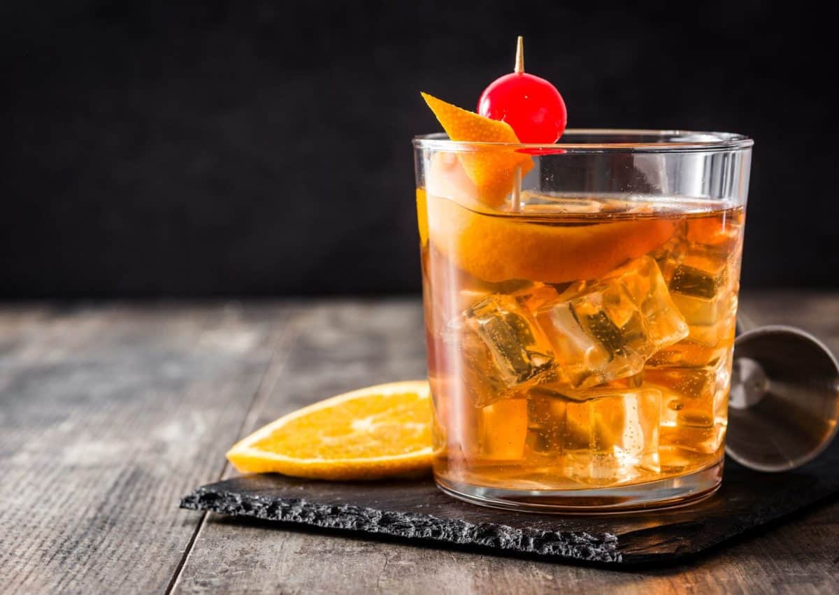 How To Make Old Fashioned Cocktail (Recipe Guide)