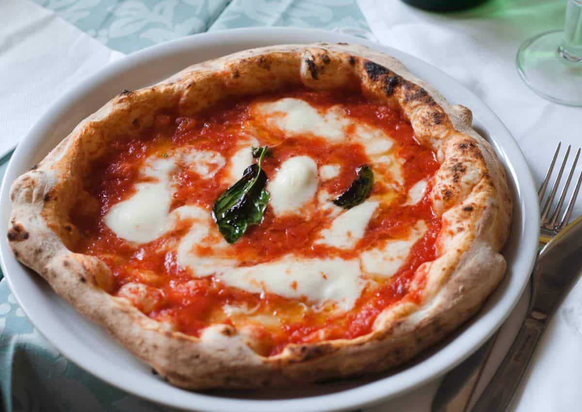 Not From Italy: 13 Fake Italian Dishes And The Real Recipes Italians ...
