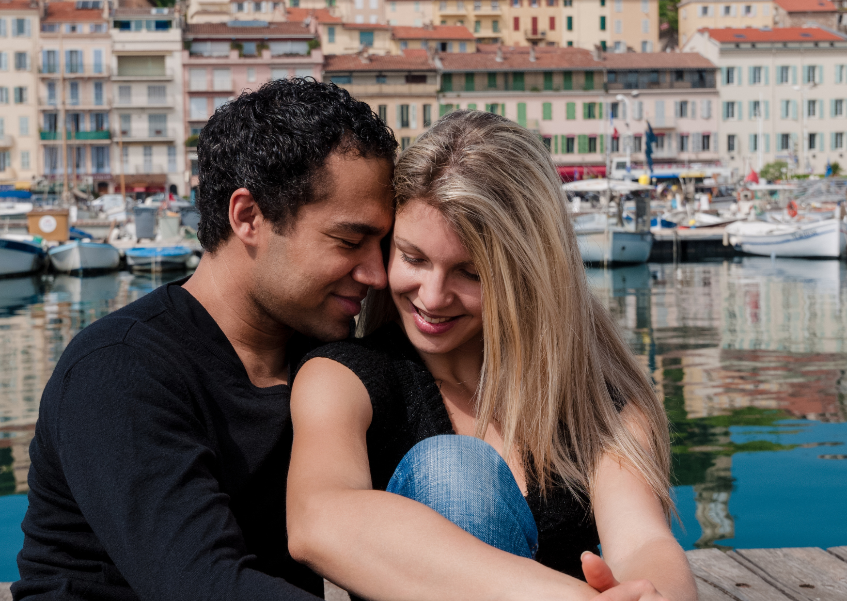 The Silent Conversation Rule Every French Person Knows (Americans Don’t)