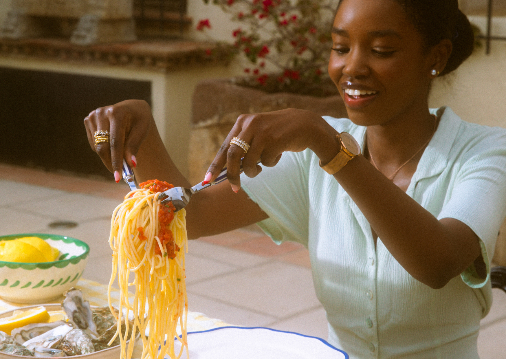 The Pasta Eating Schedule Italians Follow That Keeps Them Thin While ...